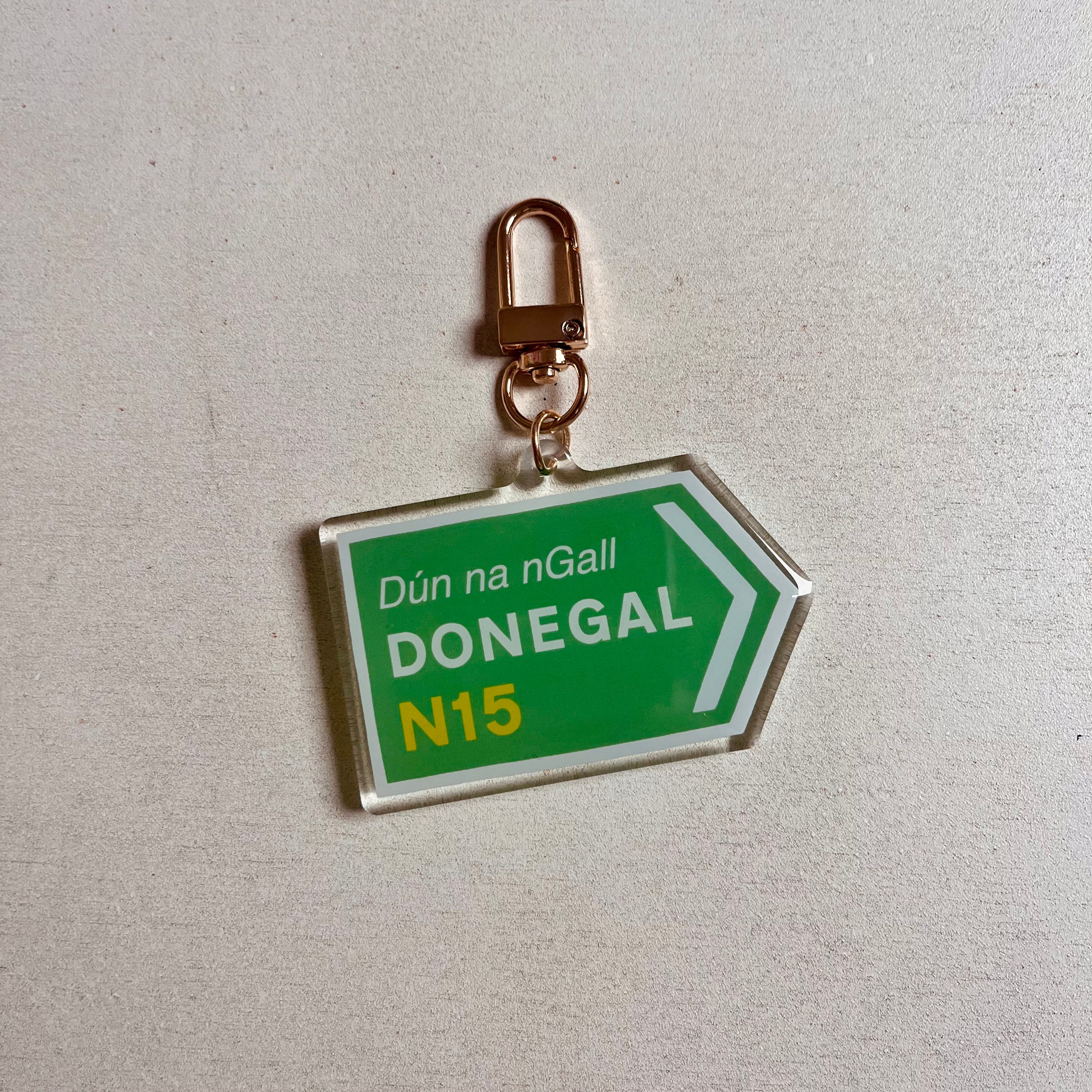 Donegal Road Sign Keyring – 29 Design by Courteney